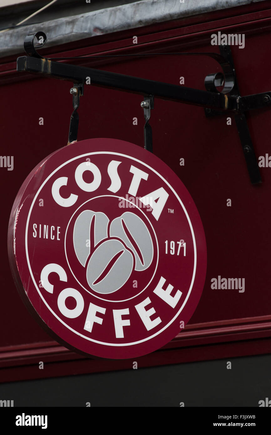 Costa coffee shop sign logo Stock Photo - Alamy