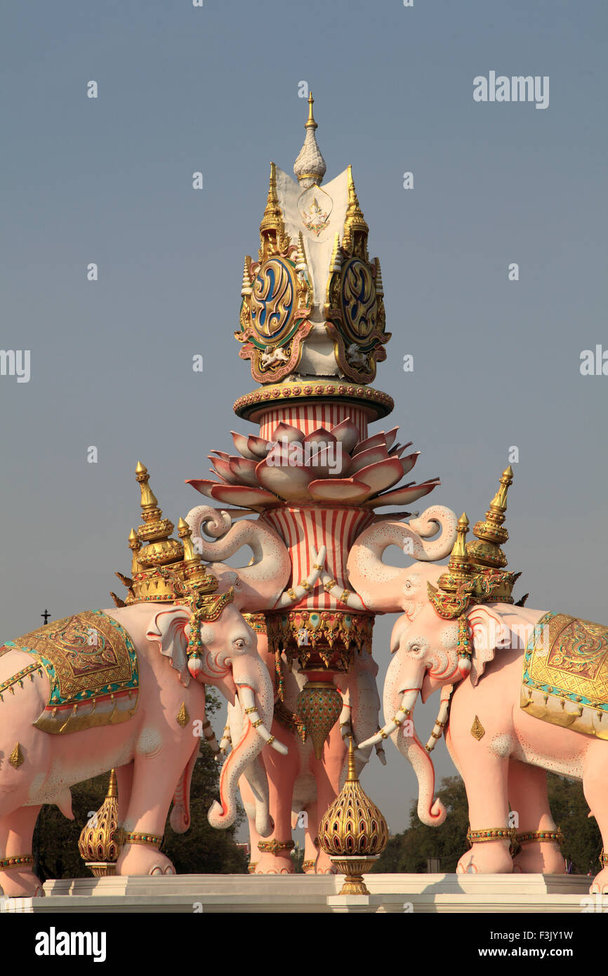 Thailand, Bangkok, elephants, statue, monument Stock Photo - Alamy