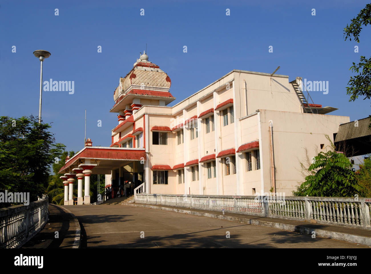 Karnataka Railway Station High Resolution Stock Photography and Images ...