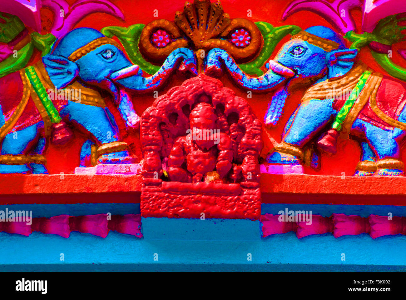 Ashtavinayak ozar ganesh temple hi-res stock photography and images - Alamy