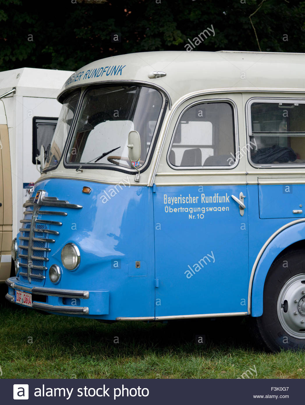 1950s Bus Vintage Bus Vintage Buses Stock Photos & 1950s Bus Vintage ...