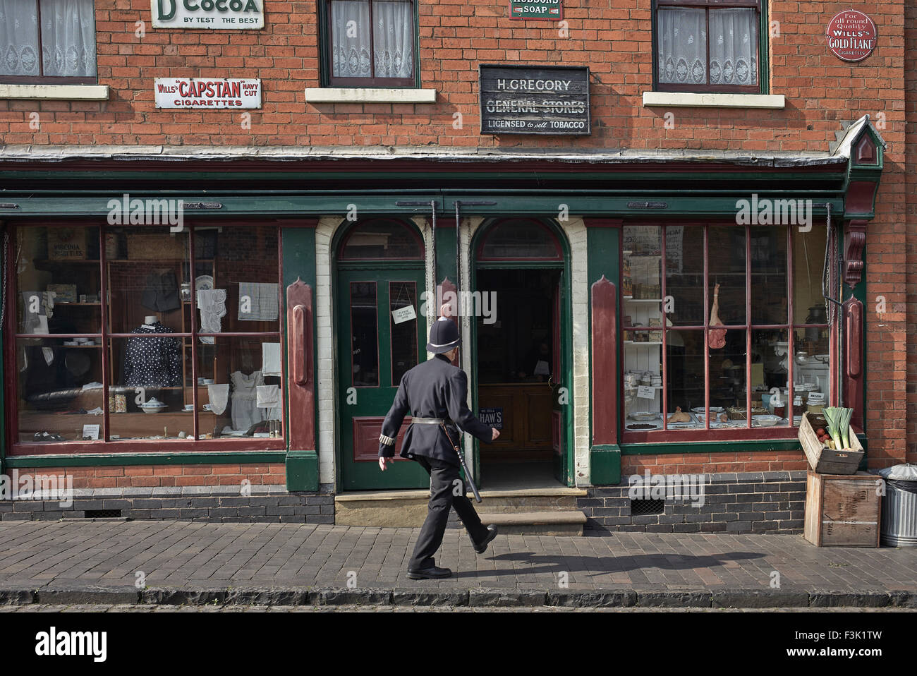 Vintage uniform of british police officer hi-res stock photography and ...