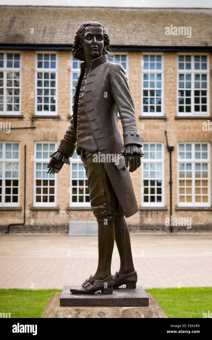 UK, England, Yorkshire East Riding, Pocklington, bronze statue of ...