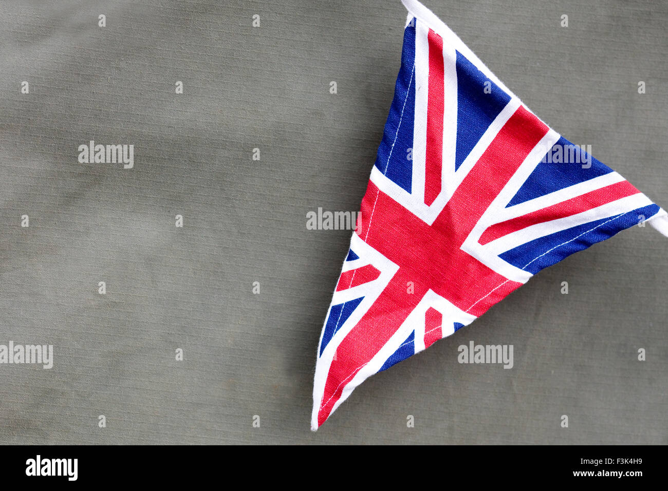 Union Jack Flag Bunting Hanging on a tent Stock Photo - Alamy