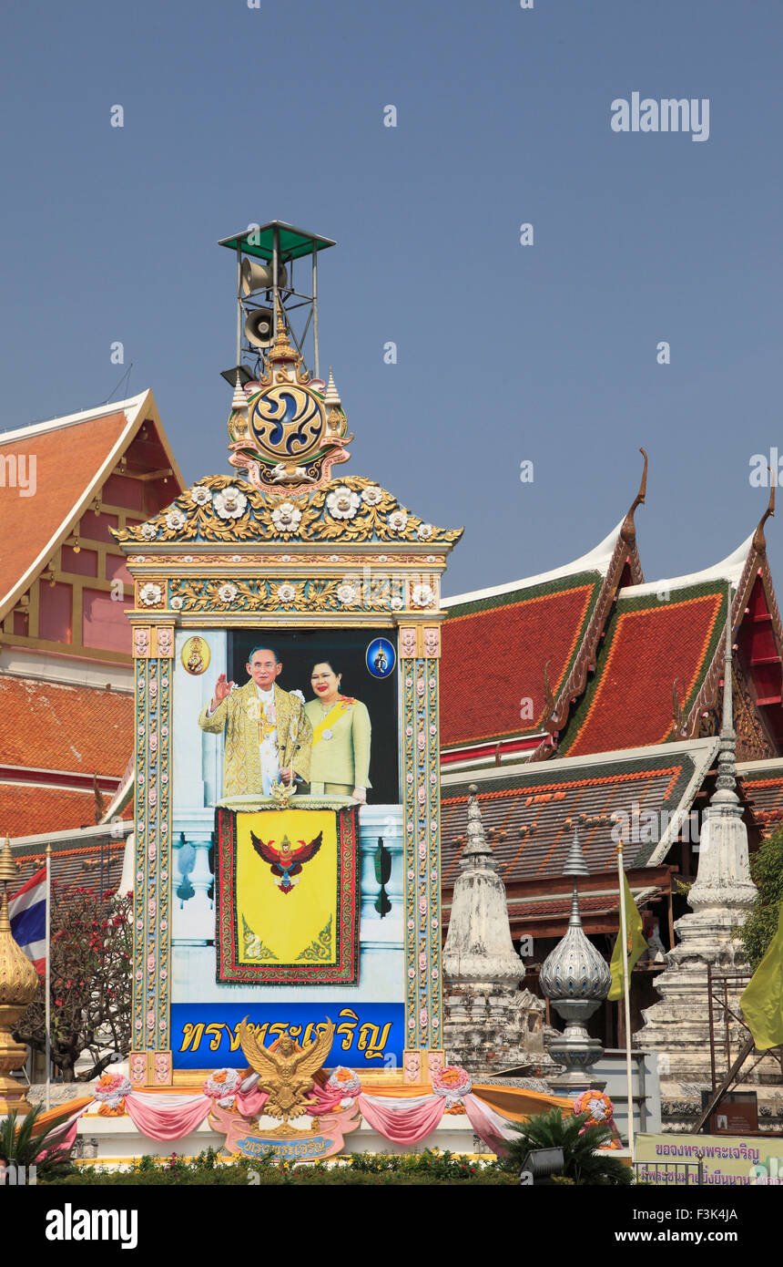 Thailand, Ayutthaya, Wat Phanan Choeng, buddhist temple Stock Photo - Alamy