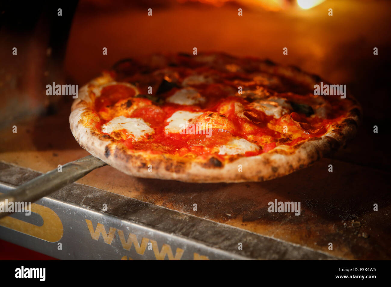 Opening finished hi-res stock photography and images - Alamy