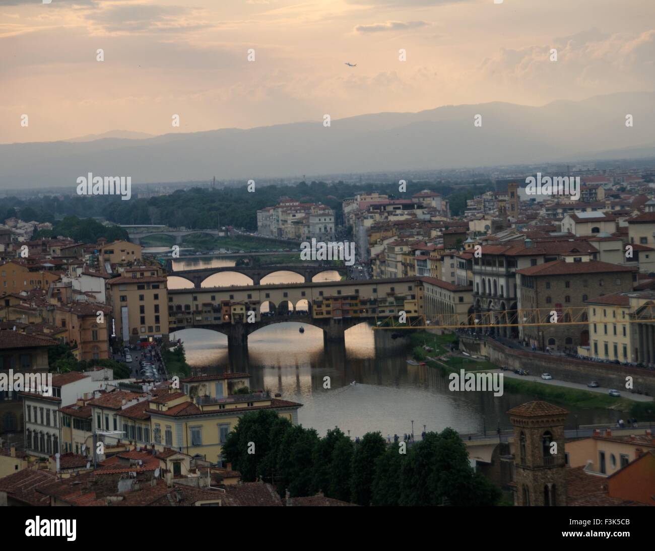 A spring evening by the river Arno, Florence, Italy Stock Photo - Alamy