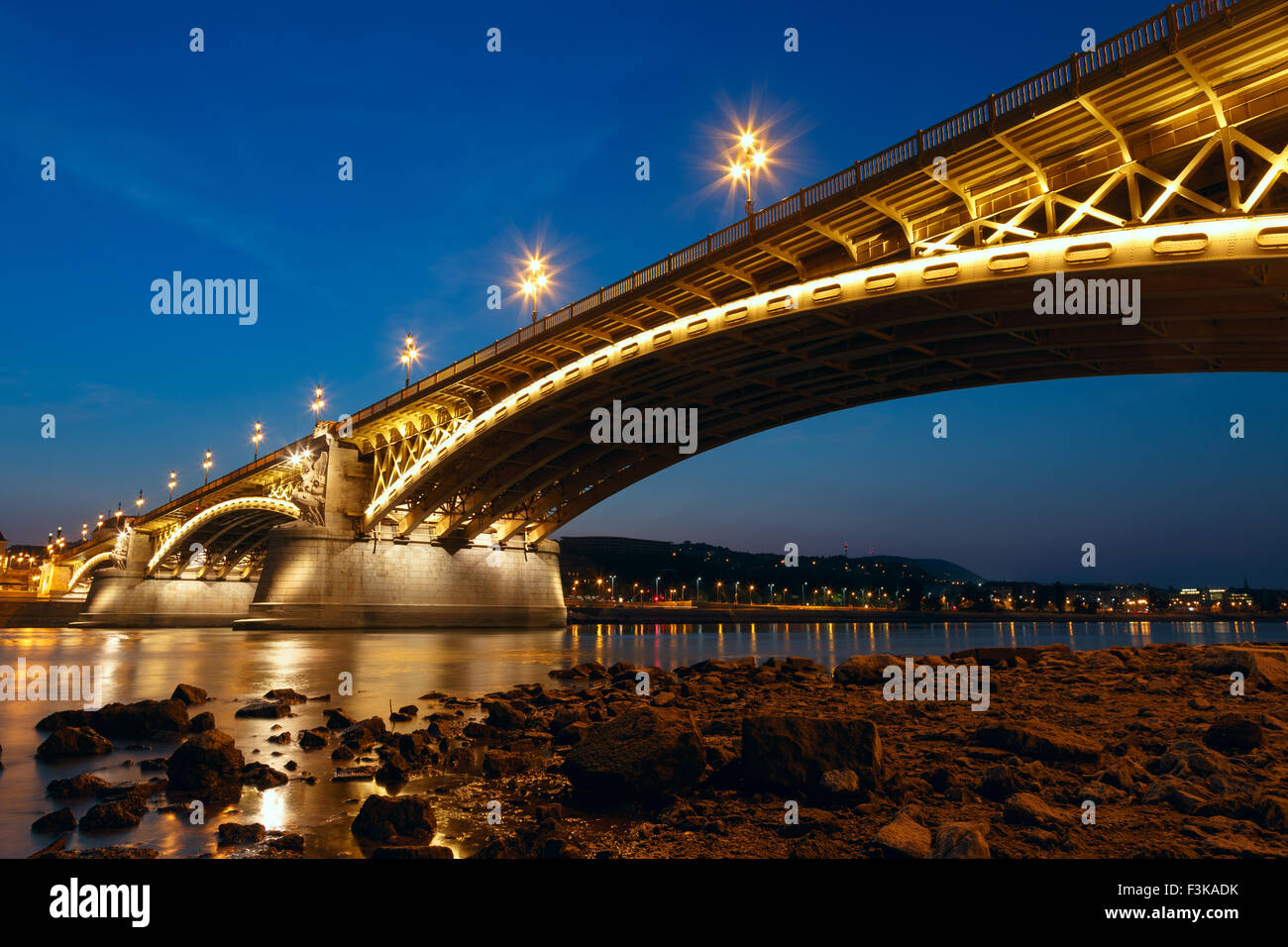Margit or margaret bridge hi-res stock photography and images - Alamy