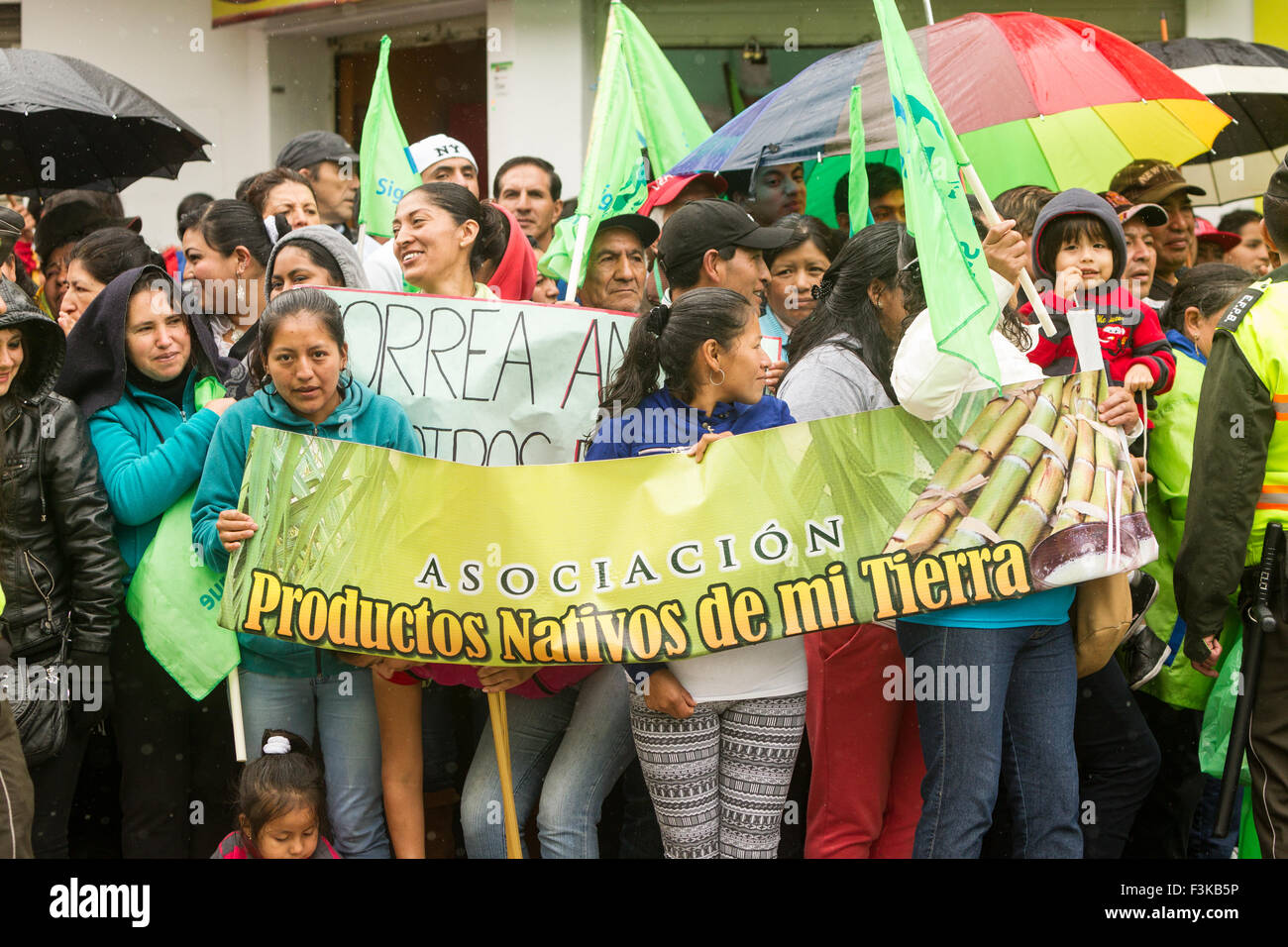 Ecuadorian People Stock Photos & Ecuadorian People Stock Images - Alamy