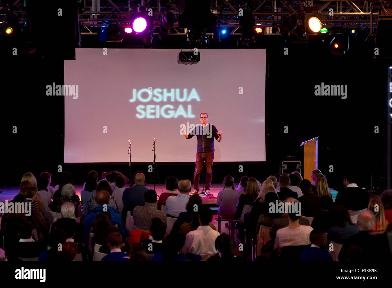 News royal poetry hi-res stock photography and images - Alamy