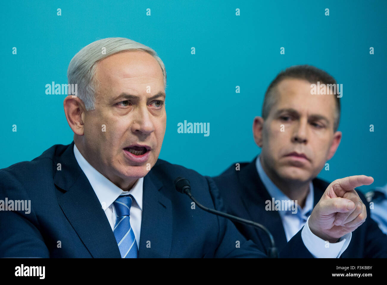 Israeli government officials hi-res stock photography and images - Alamy