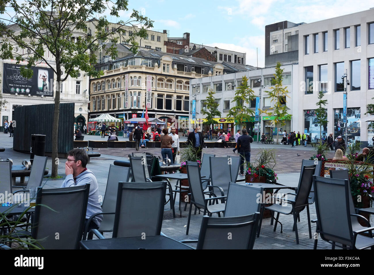 A street scene of shoppers on the main shopping parades of Liverpool ...