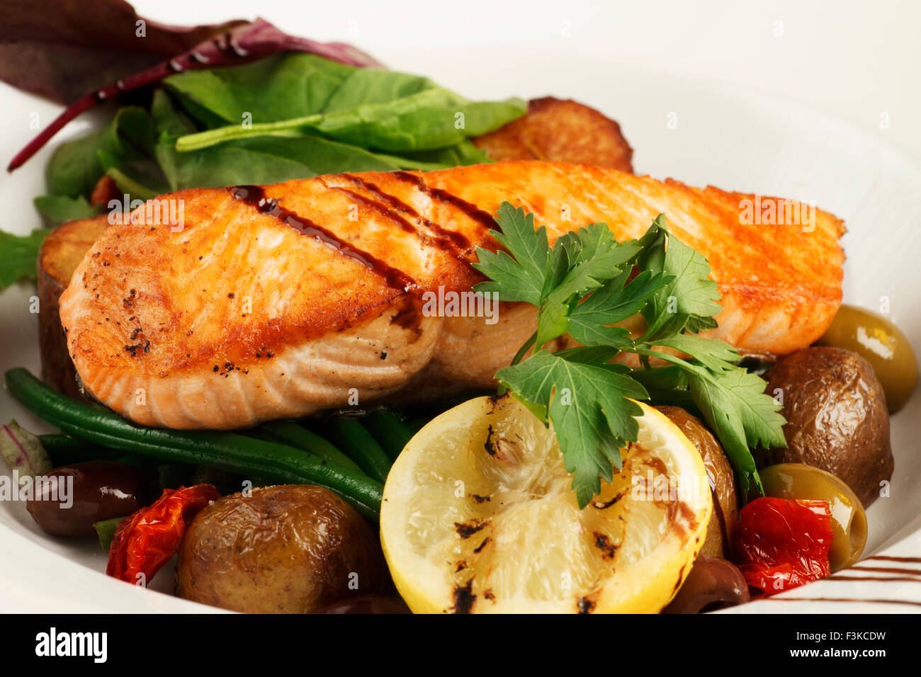 Salmon main meal hi-res stock photography and images - Alamy