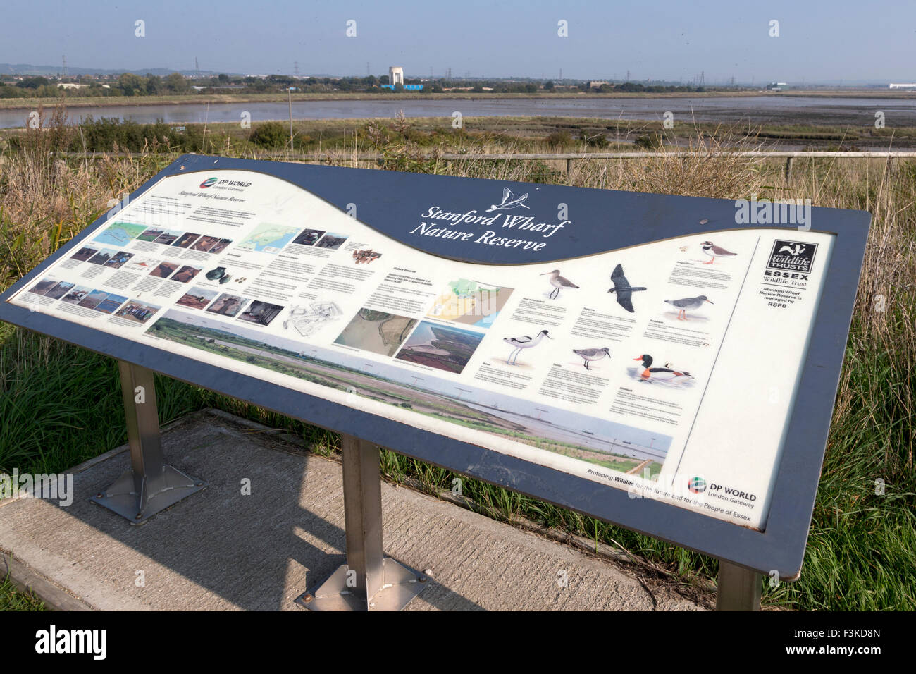 Thurrock Thameside Nature Park, Essex, UK Stock Photo - Alamy
