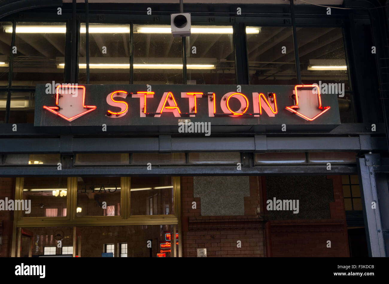 Entrance to Union train station Portland, Oregon Stock Photo - Alamy