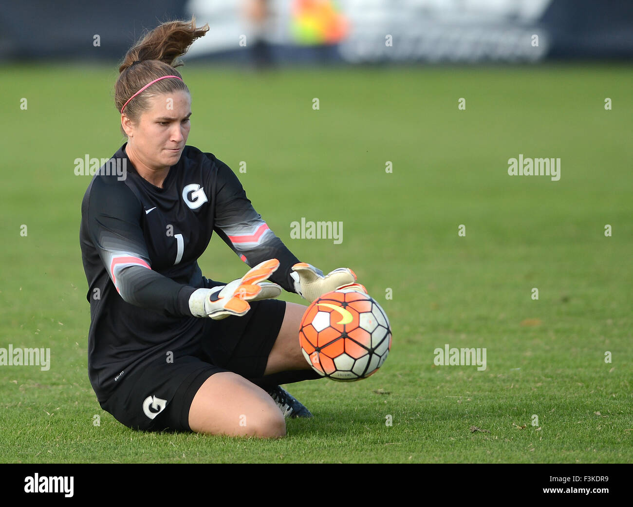 Emma myers hi-res stock photography and images - Alamy