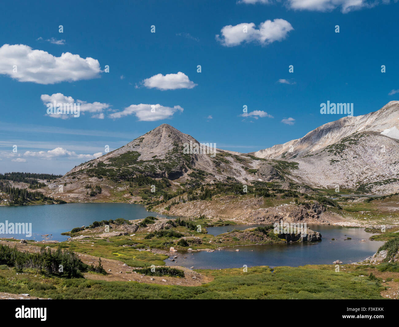 The snowy range of the rocky mountains hi-res stock photography and ...