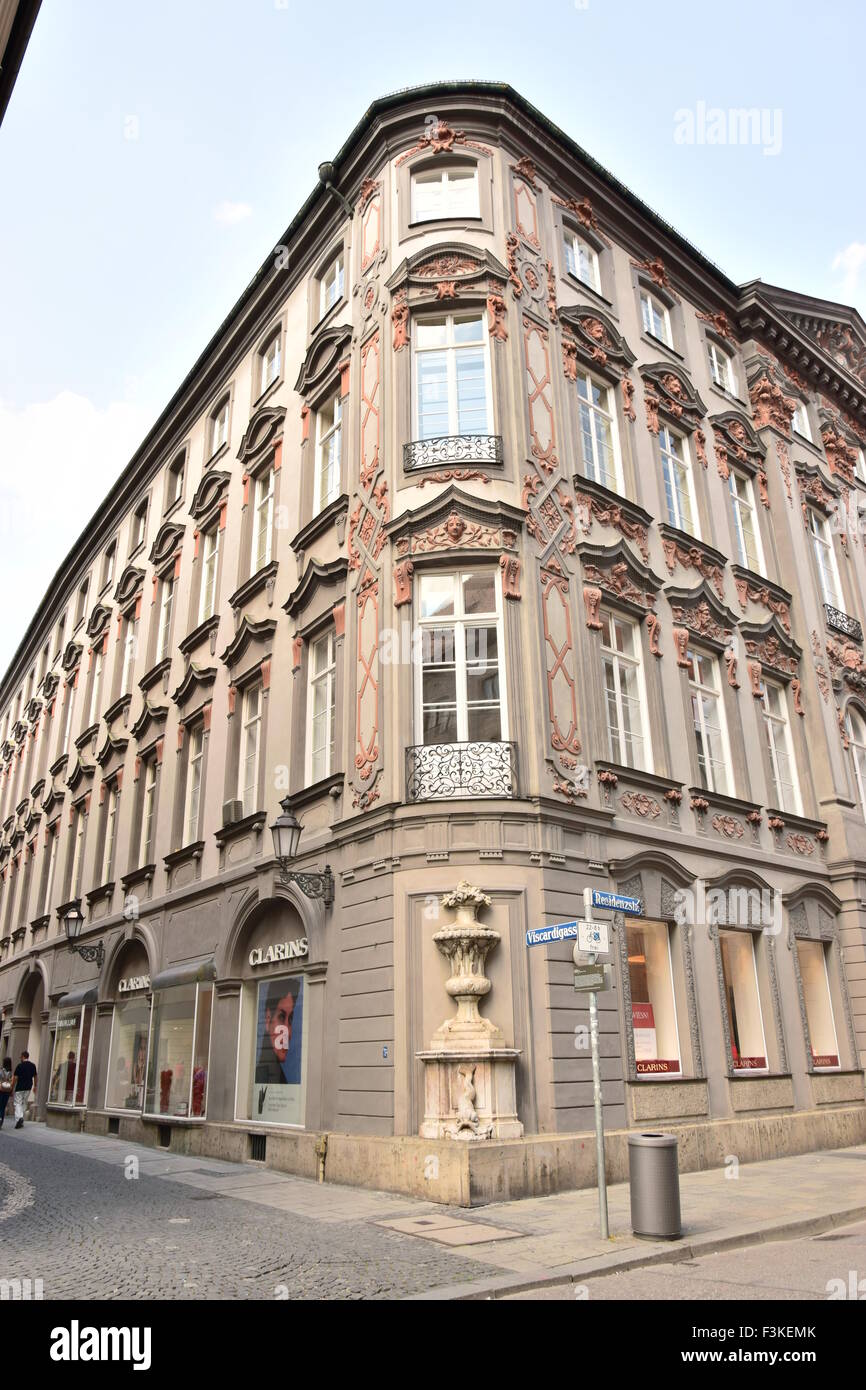 Historical building in Munich, Bavaria, Germany Stock Photo - Alamy