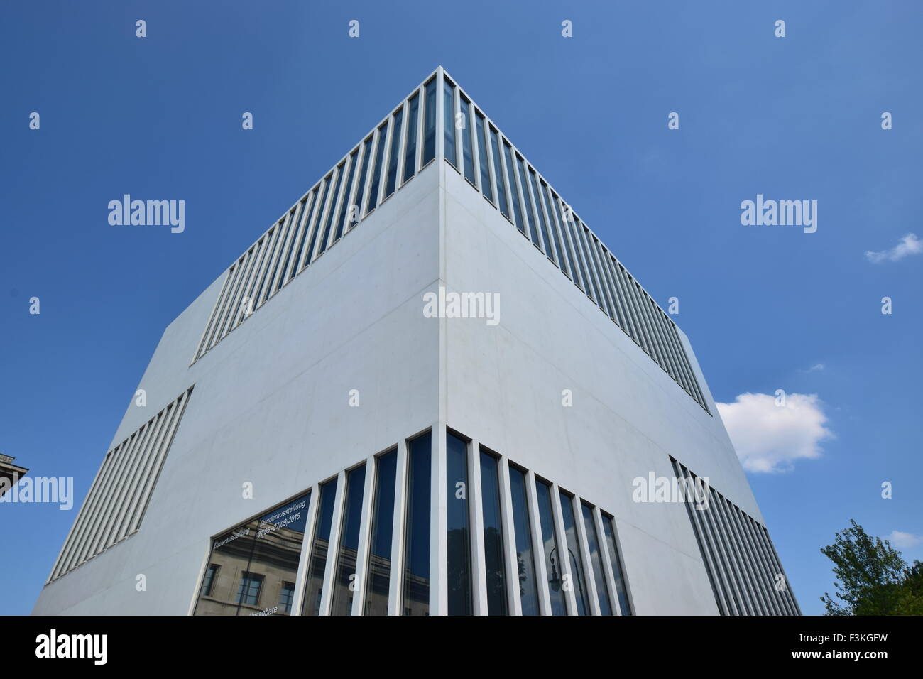 A modern office building in Munich, Bavaria, Germany Stock Photo - Alamy