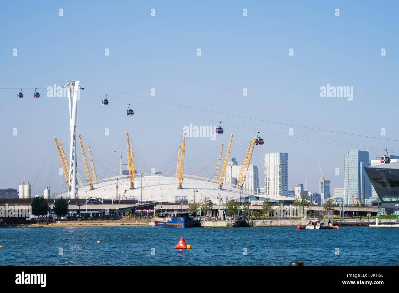Emirates Air Line, Royal Docks, London, England, U.K Stock Photo - Alamy