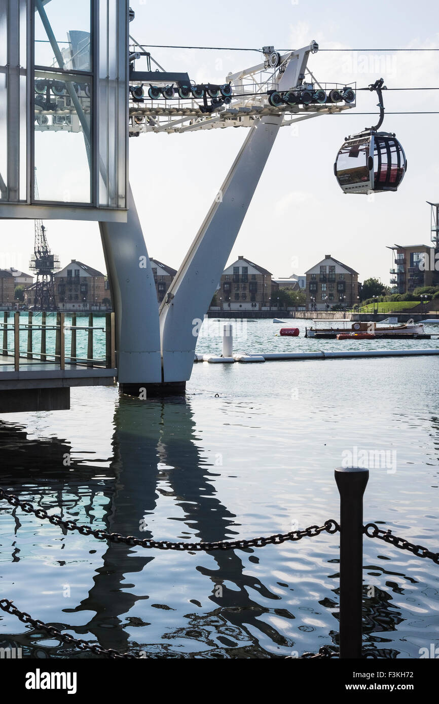 Emirates Air Line, Royal Docks, London, England, U.K Stock Photo - Alamy