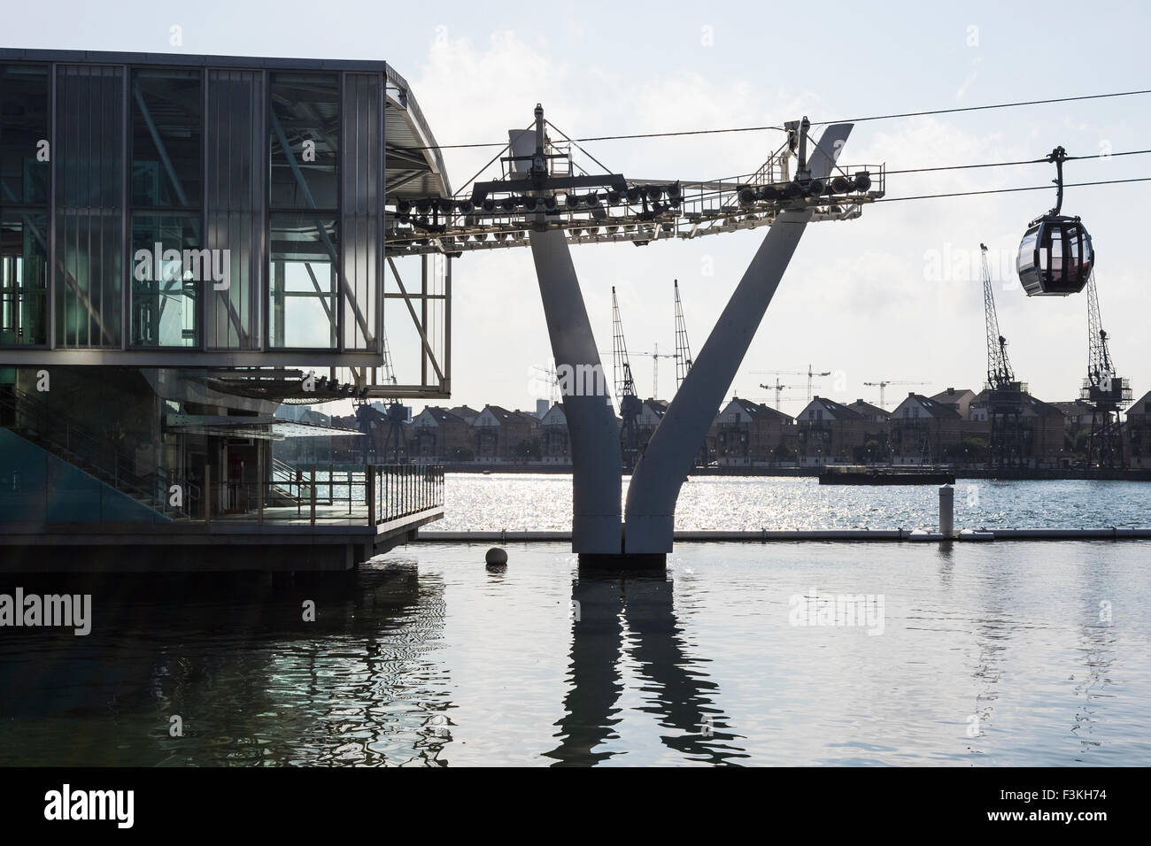 Emirates Air Line, Royal Docks, London, England, U.K Stock Photo - Alamy