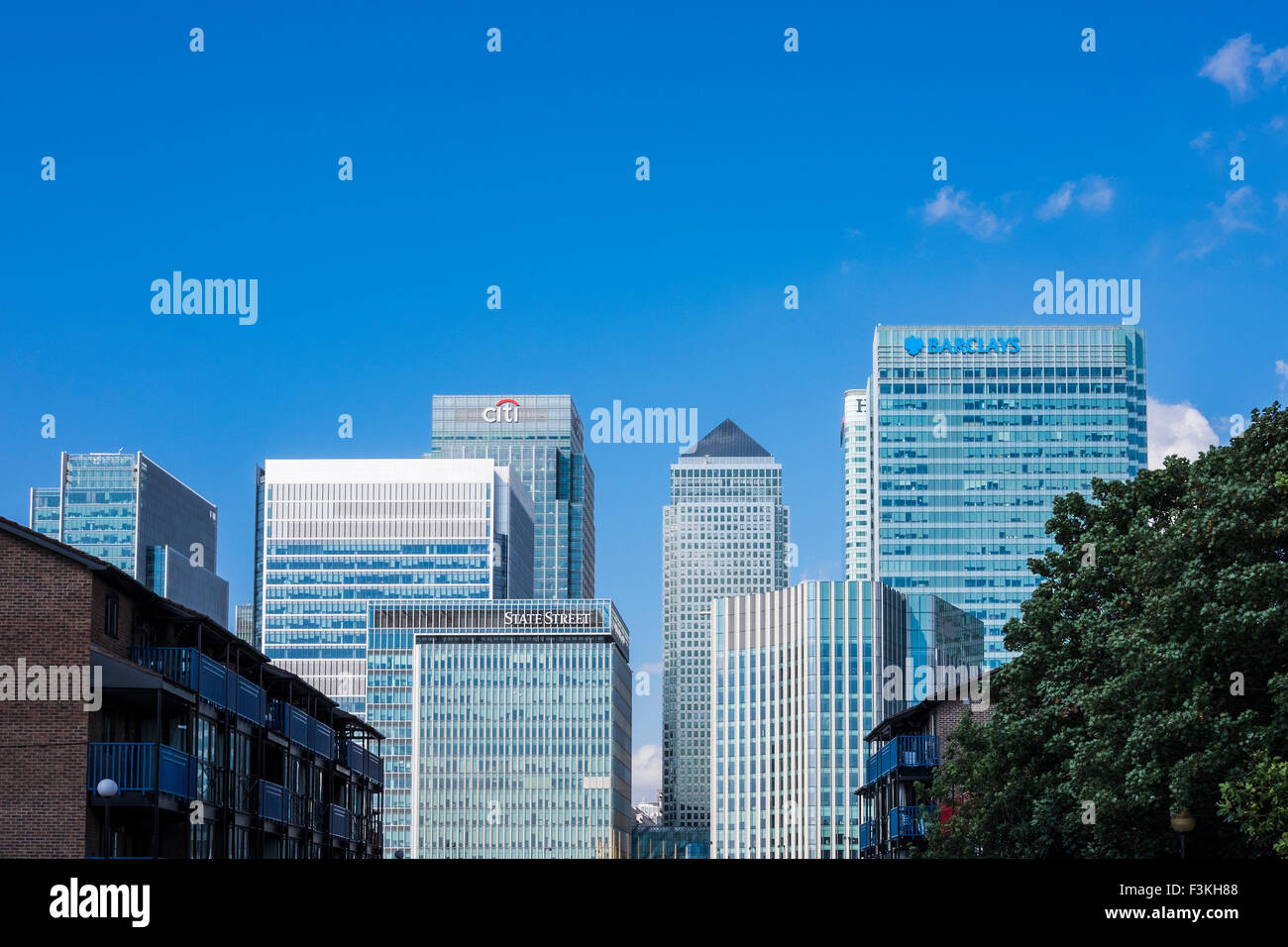 Canary Wharf skyline, Isle of Dogs, London, England, U.K Stock Photo ...