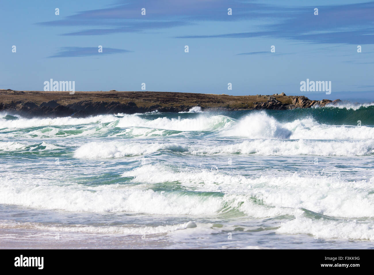 Surf islands hi-res stock photography and images - Alamy