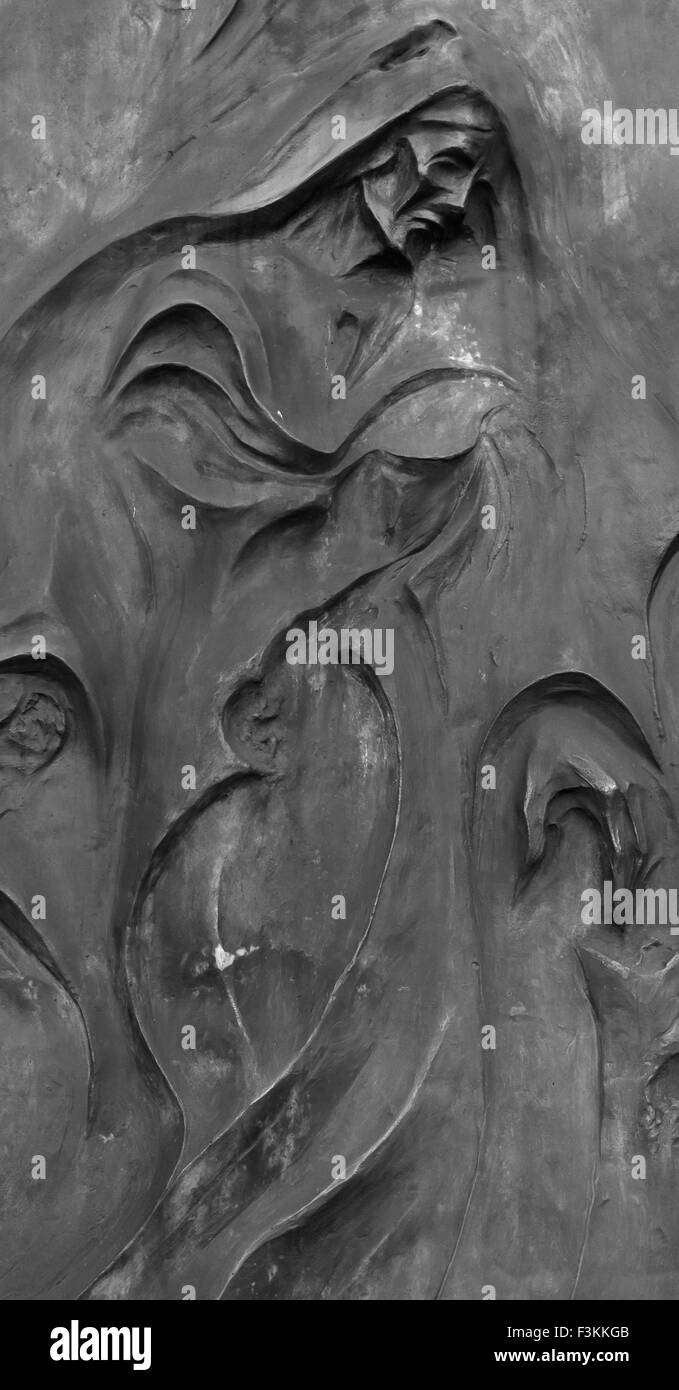 Sculpture depicting Death, in an Italian cemetery Stock Photo - Alamy