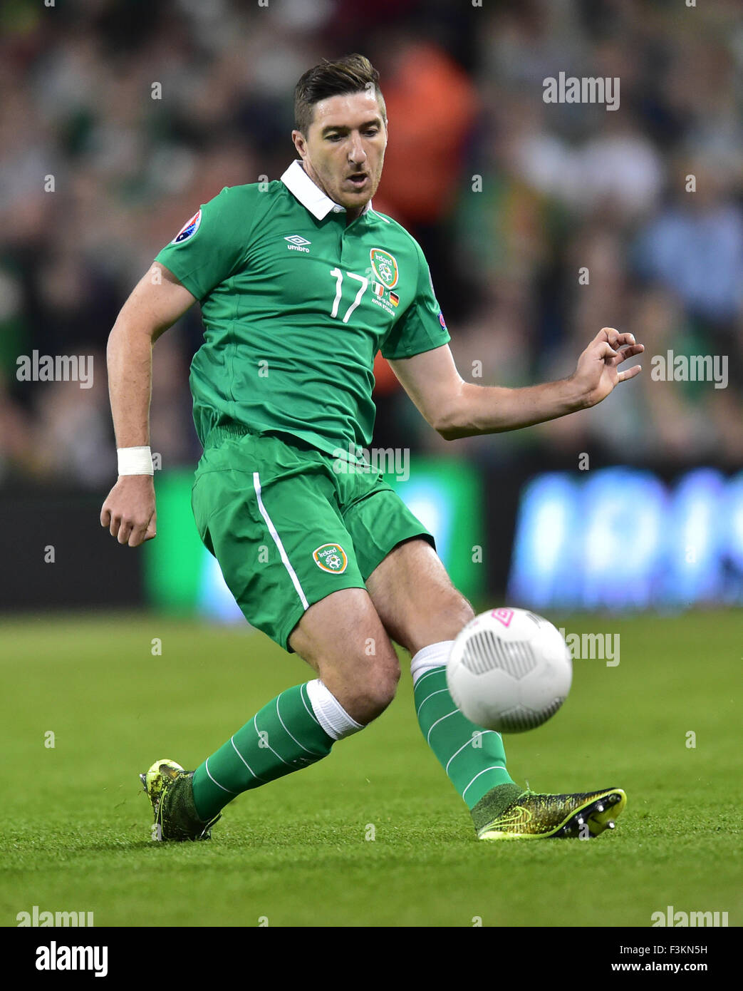 Dublin, Ireland. 08th Oct, 2015. Ireland's Stephen Ward in action ...