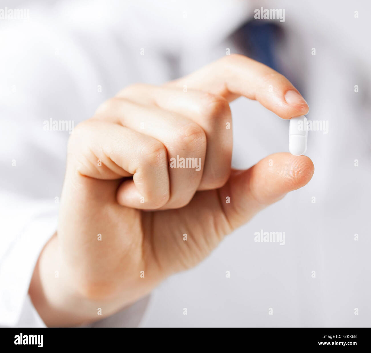 Hospital pill hi-res stock photography and images - Alamy