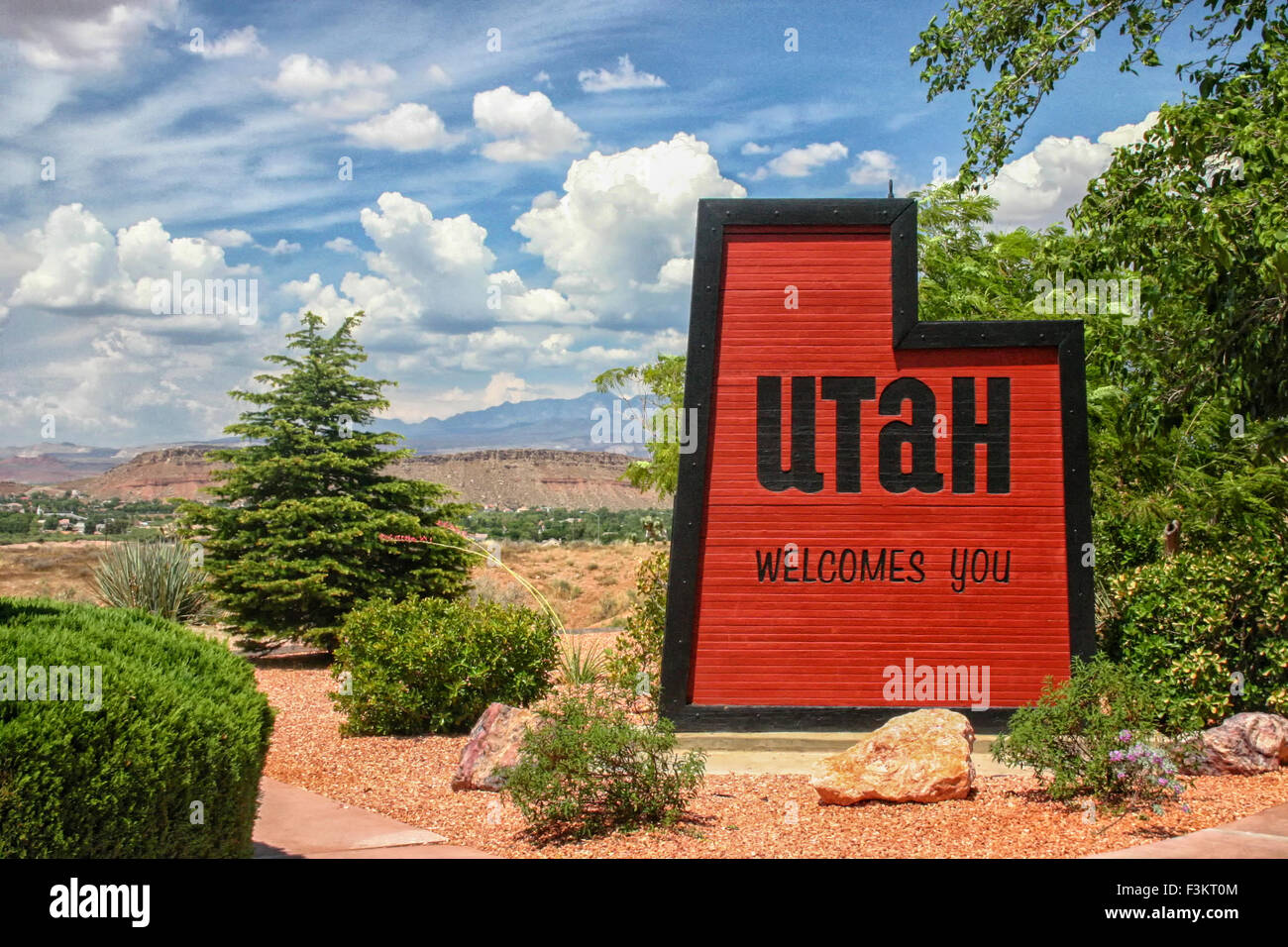 Road sign with text: 'Utah welcomes you' Stock Photo - Alamy