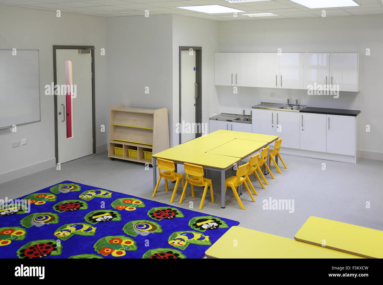 Junior High School Class Stock Photos & Junior High School Class Stock ...