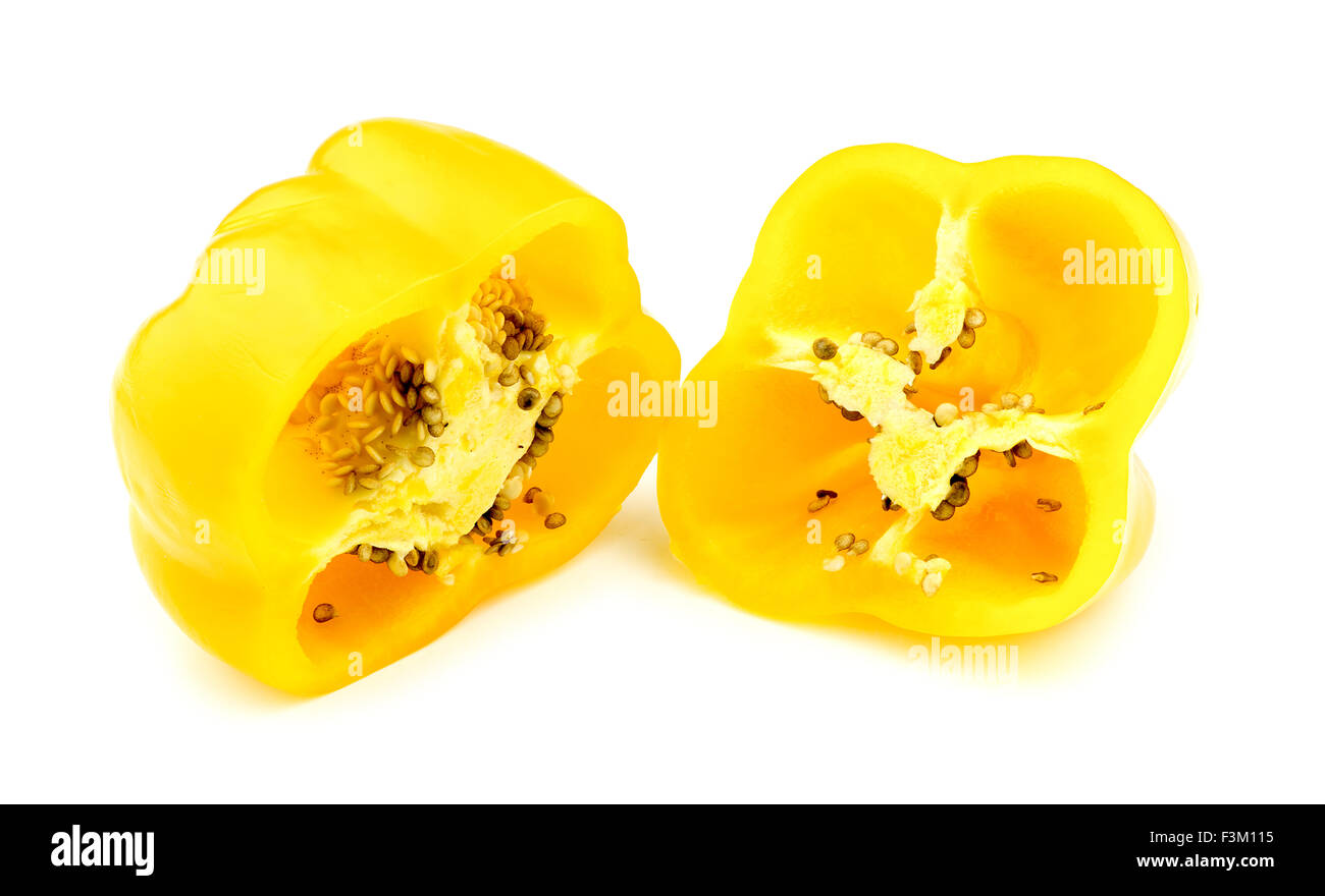 Chopped yellow capsicum with seeds Stock Photo - Alamy