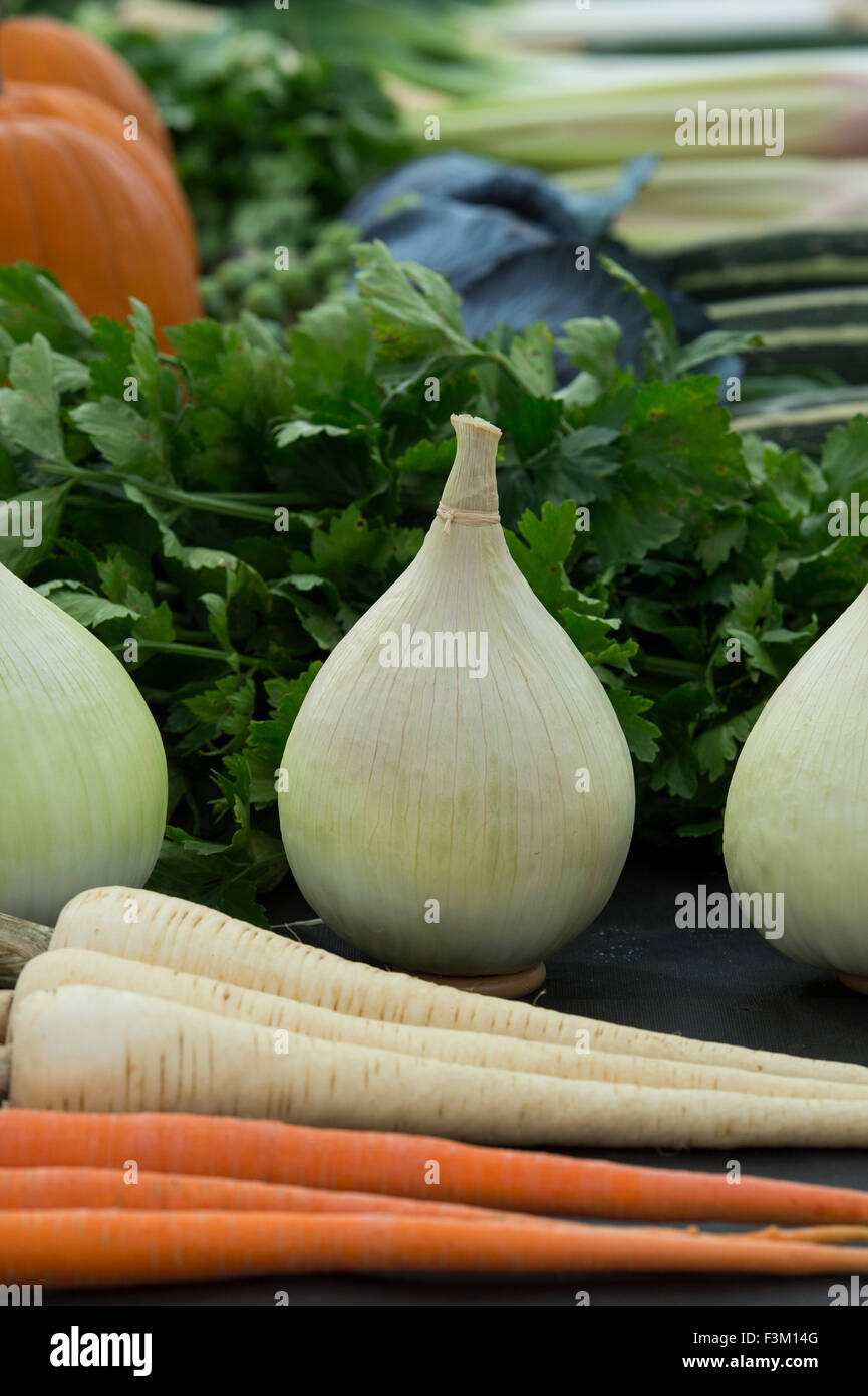 Vegetable tent hi-res stock photography and images - Alamy
