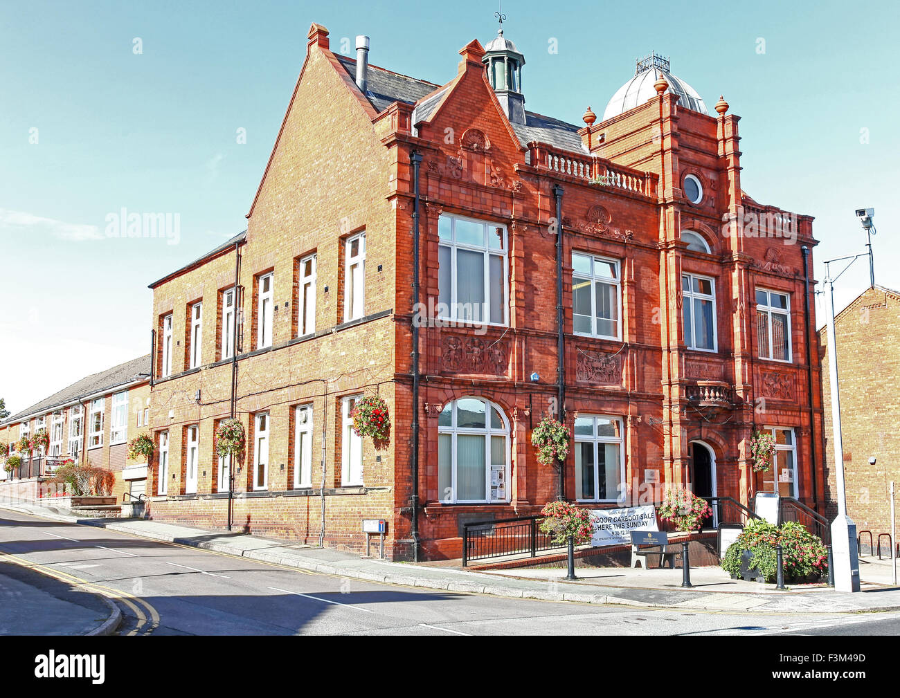 Middlewich Town Hall, Cheshire, England a former library building Stock ...