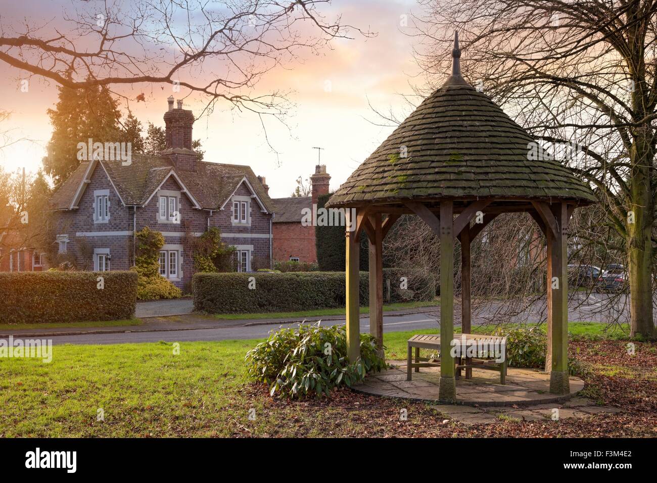 The village green at sunset, Rous Lench, Worcestershire, England Stock ...
