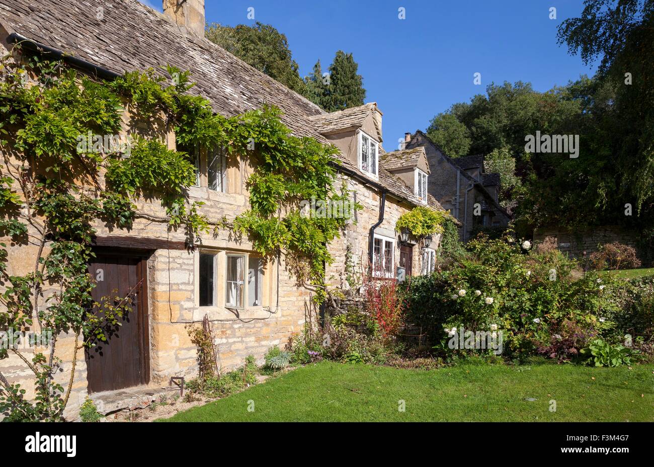 Cotswold england hi-res stock photography and images - Alamy