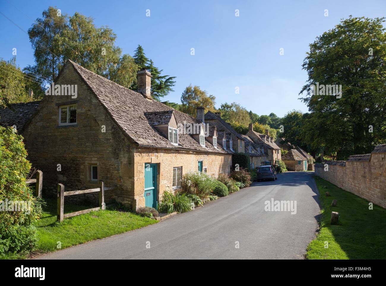 Snowshill village cotswolds hi-res stock photography and images - Alamy