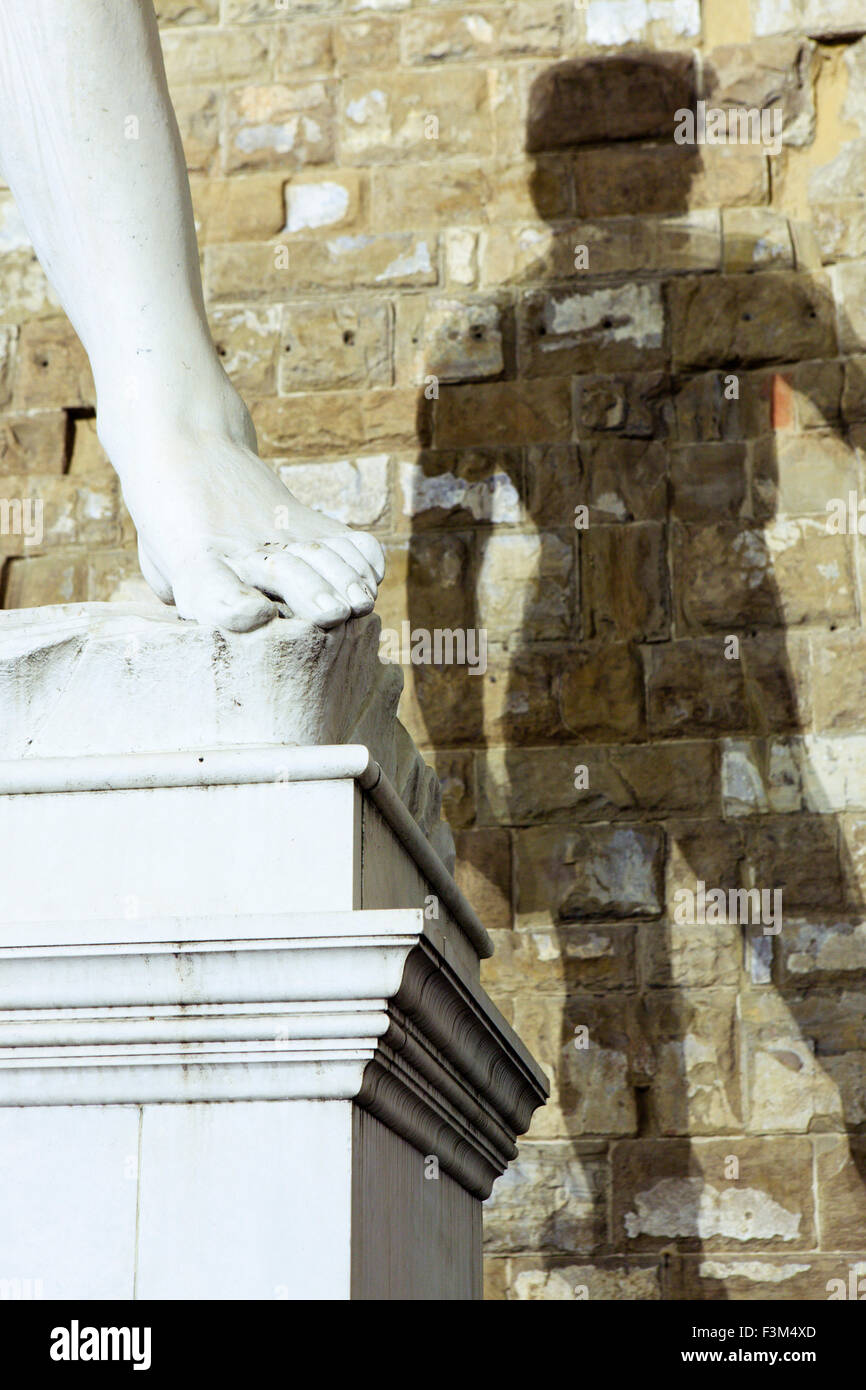 Statue of David, by Michaelangelo, shadow at night Stock Photo - Alamy