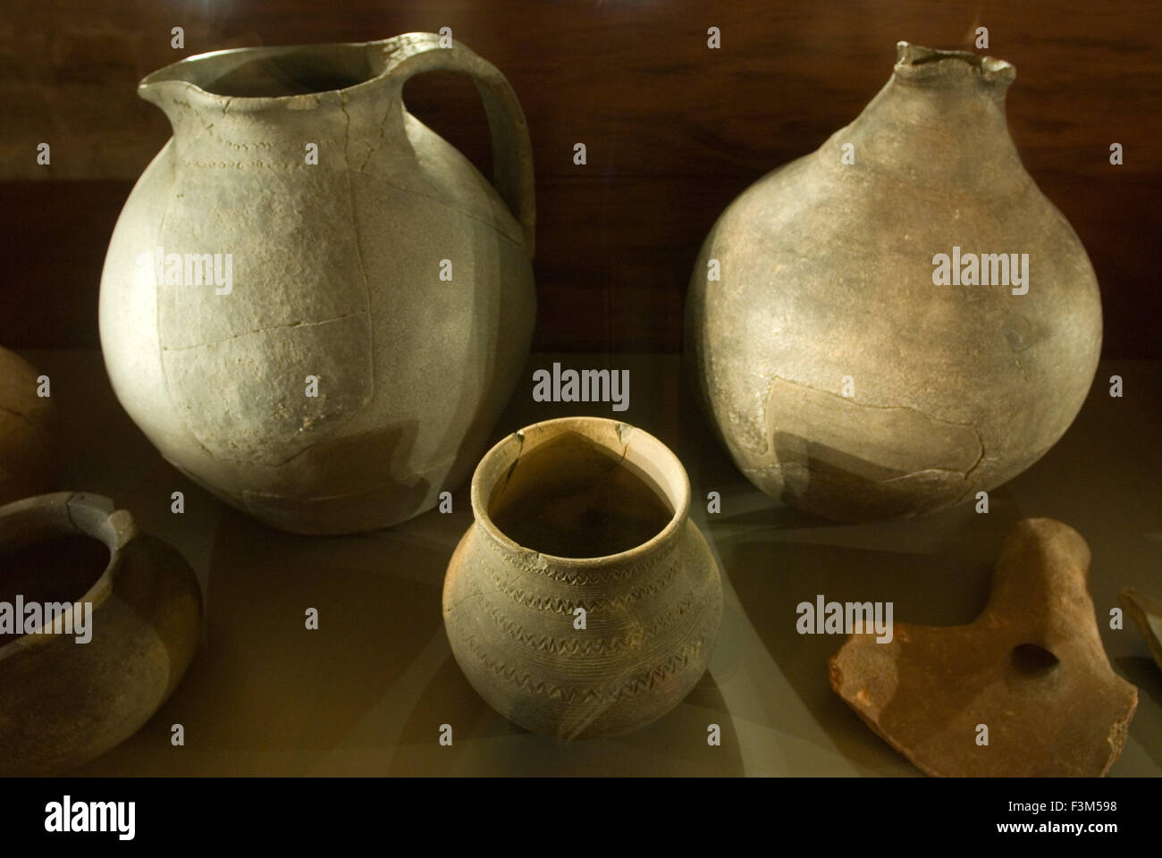 Carolingian pottery. Historical Archive of the City of Barcelona. In ...