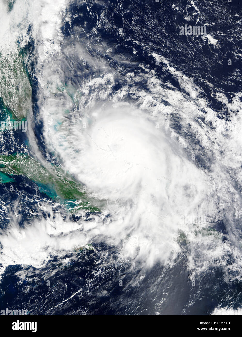 Hurricane Joaquin over the Bahamas from the Terra satellite on October ...