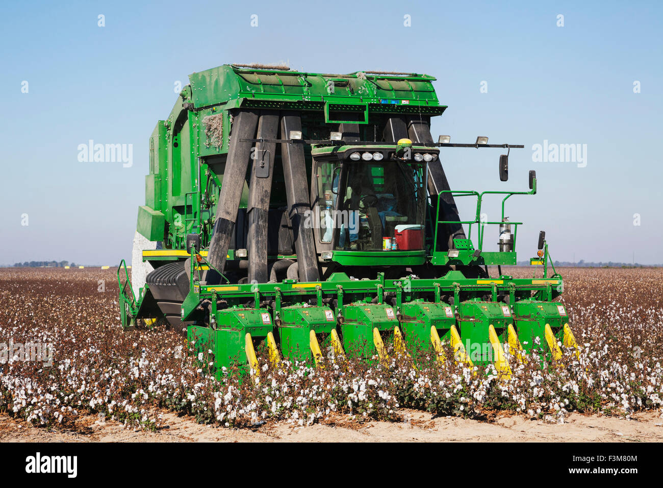 Module building picker hi-res stock photography and images - Alamy