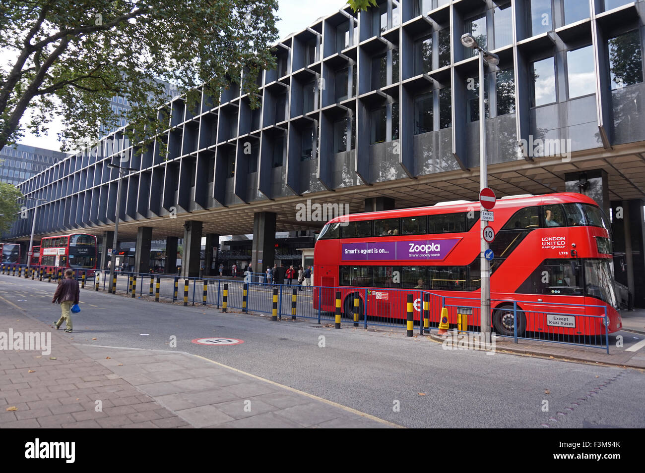 Euston Station bus stop, London, UK Stock Photo - Alamy