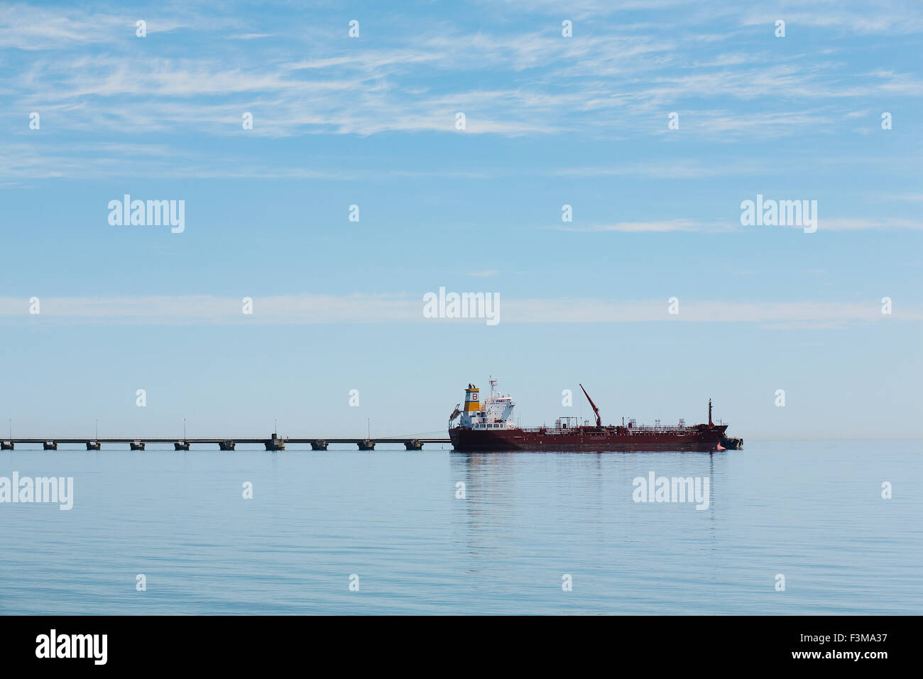 View of shipping pier hi-res stock photography and images - Alamy