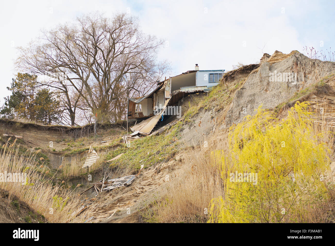 Half house toronto hi-res stock photography and images - Alamy