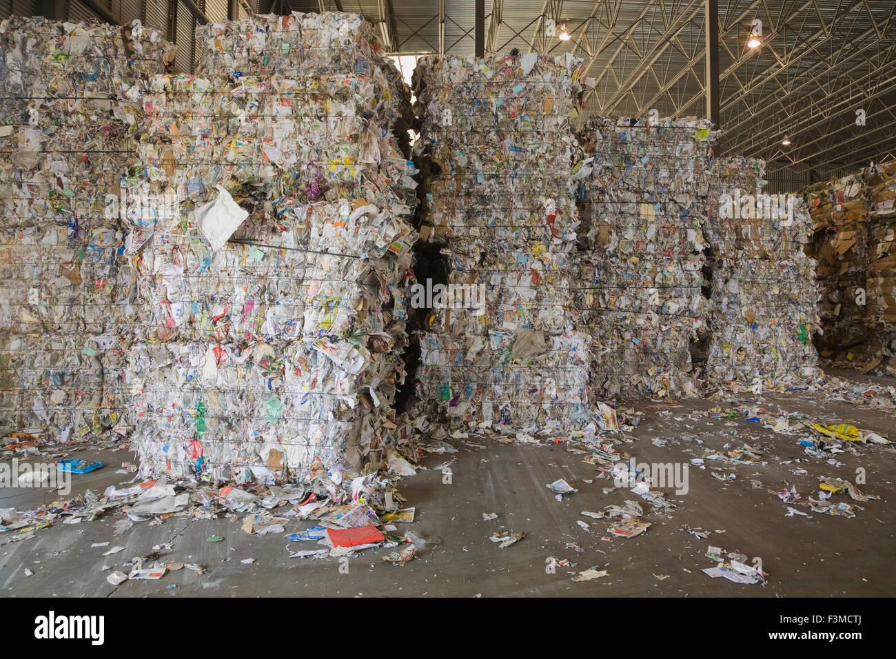 Recyclable Cardboard Center High Resolution Stock Photography and ...