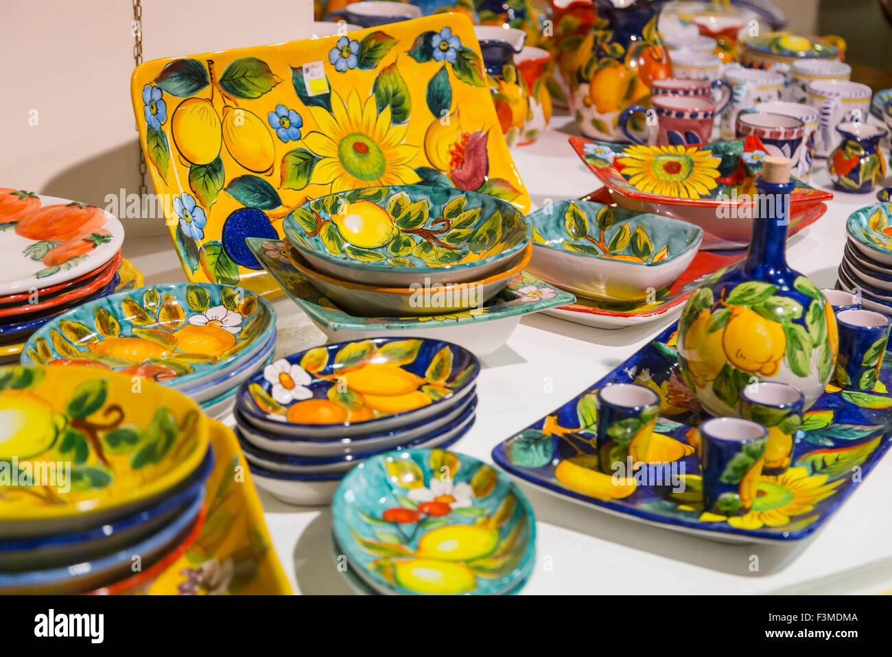 Italy,Pottery,Souvenir,Handicraft,Amalfi Coast Stock Photo: 88345610 ...