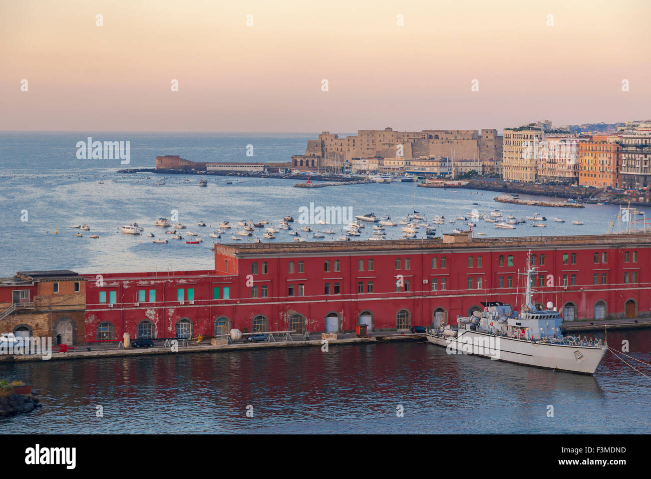 Port of naples world war ii hi-res stock photography and images - Alamy