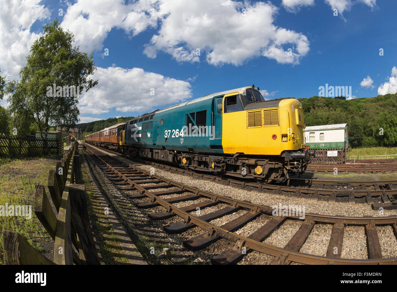 Train railway pedestrian hi-res stock photography and images - Alamy